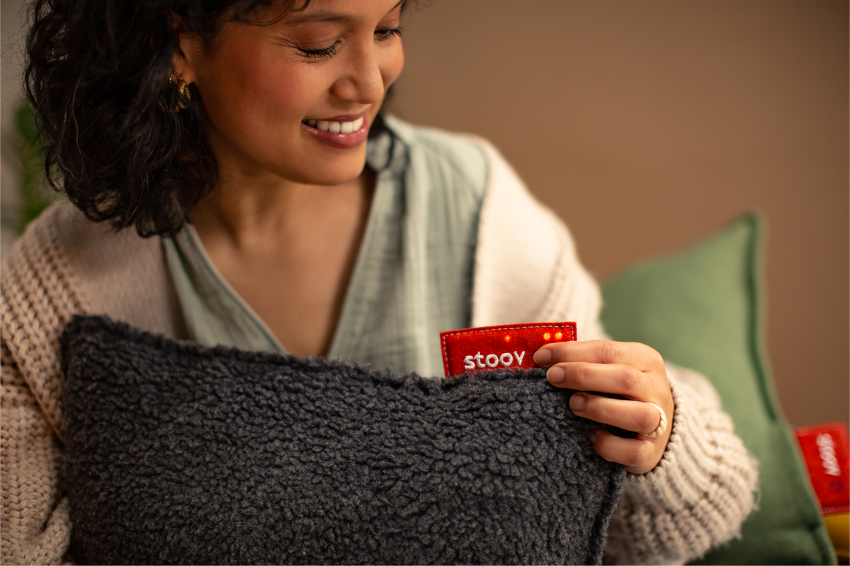 Stoov | Sustainable heating cushions & blankets